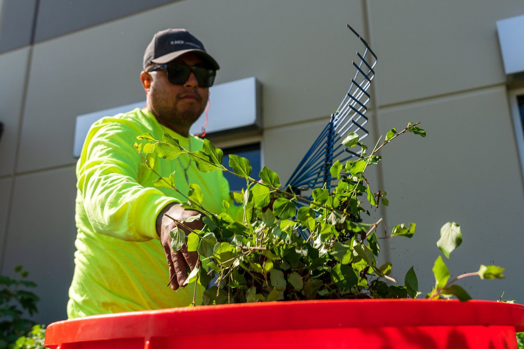 Why Proper Commercial Mulch Installation Requires More than Just Mulch